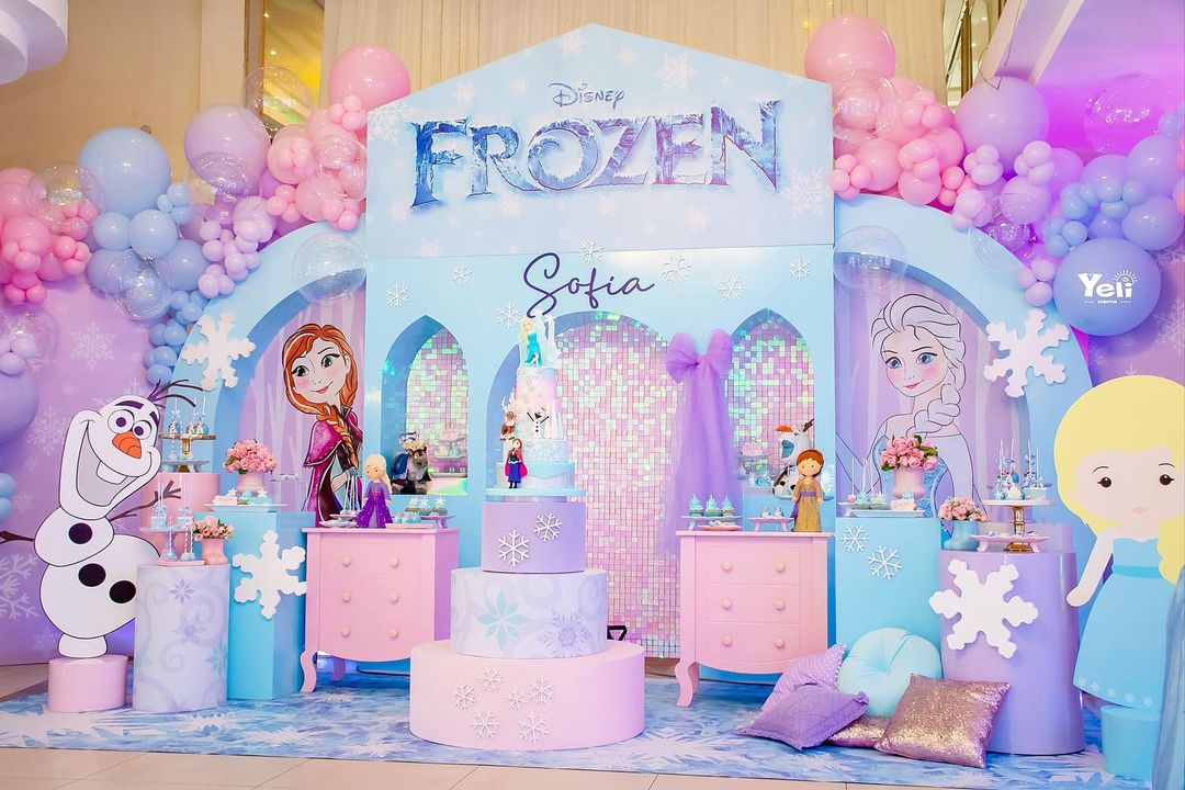 Decoração de Festa infantil do tema FROZEN em Taió - FestaHub